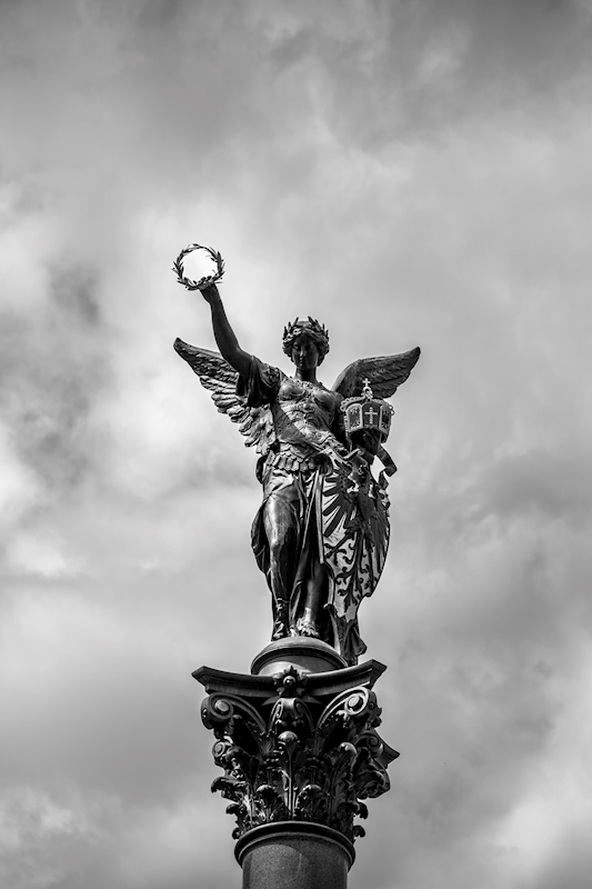 Statue de la Victoire Nuremberg affiches et impressions par Christoph ...