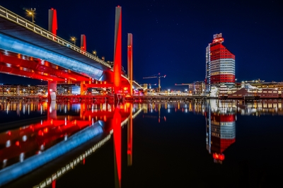 Lilla bommen posters & prints by Anthony Cooper - Printler