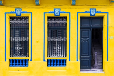 Havana Yellow Facade posters & prints by Philippe HUGONNARD - Printler