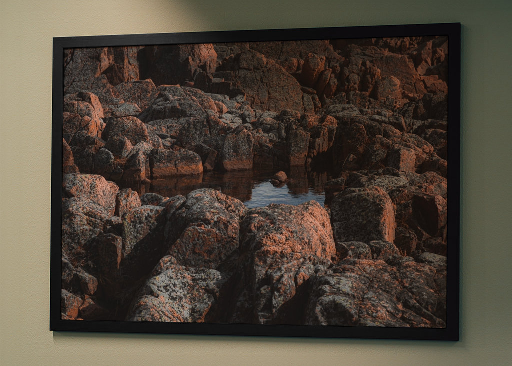 Pfütze aus Granit von L.Jonsson Poster von Ludwig Jonsson | Printler