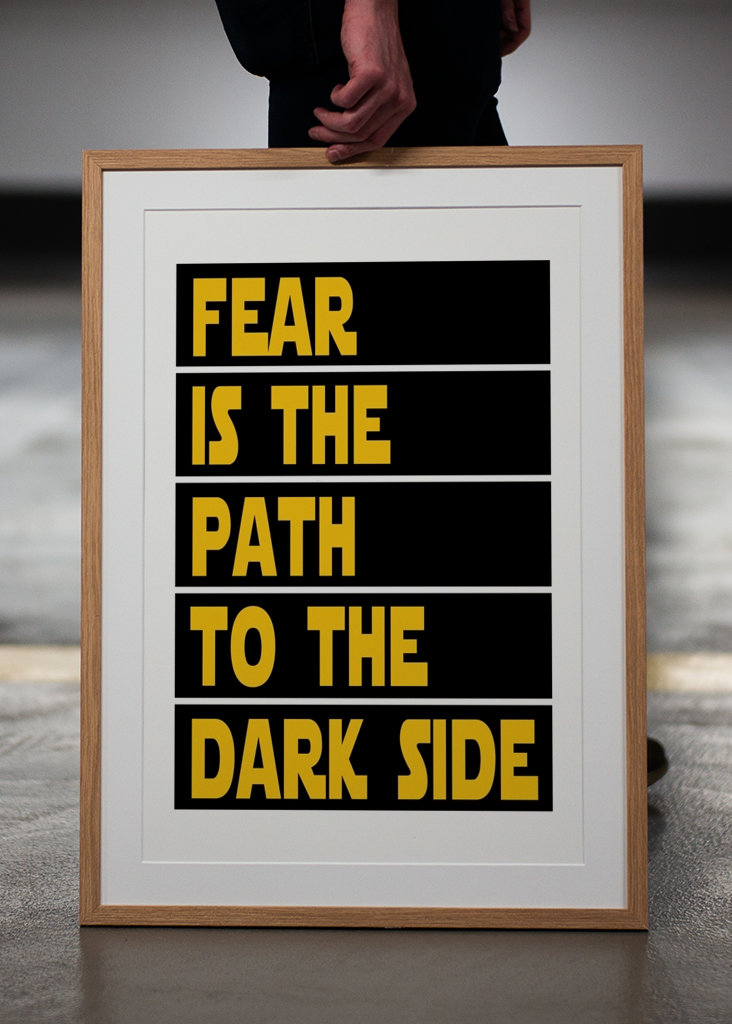 Angst ist der Weg zur... Poster von Viktor Håkansson | Printler