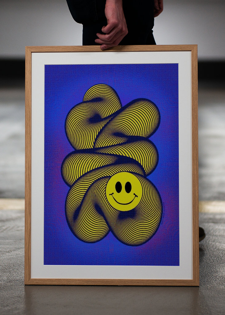 Smiley Worm posters & prints by Jonas Loose - Printler